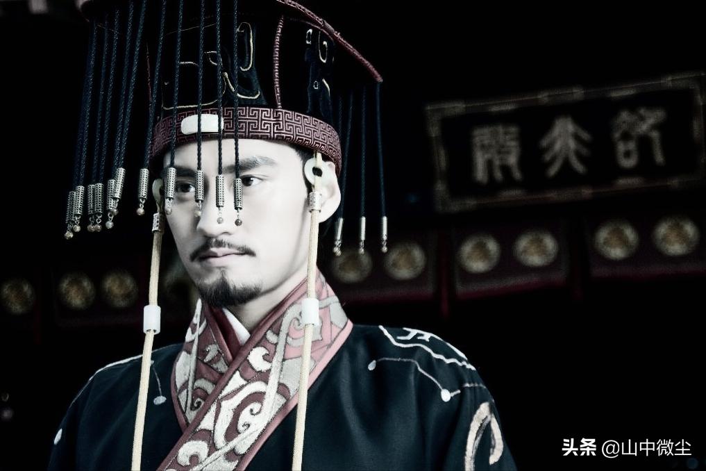 Emperor Guangwu of Han: My bed was you who came up when you wanted to ...