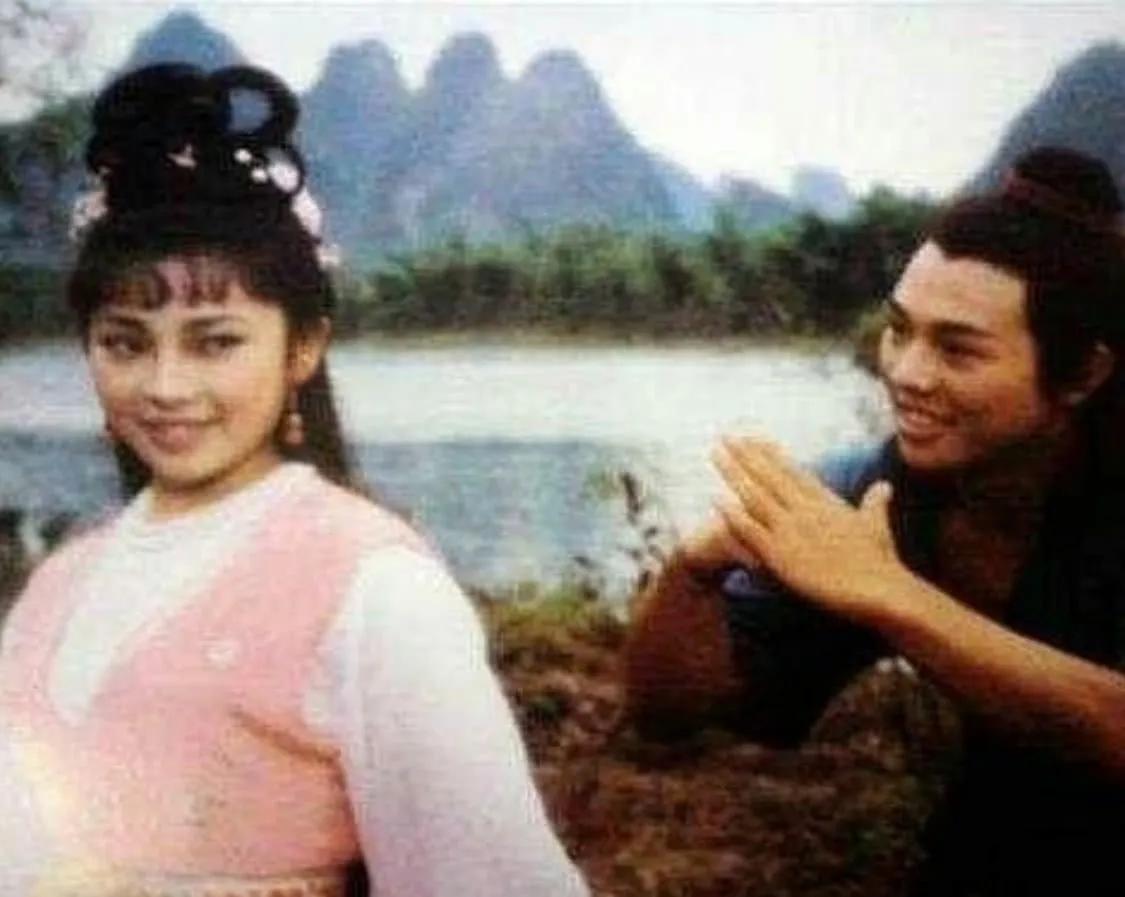 After Jet Li became popular, he asked his eldest brother to be an assistant with an annual ...