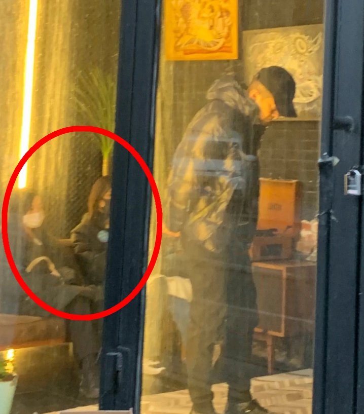 Haiha Jinxi blends into Li Yapeng's house and walks with Li Yan and Li ...