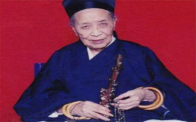 Li Chengyu, a 118-year-old Taoist aunt in Wudang, "rejuvenated" in his ...