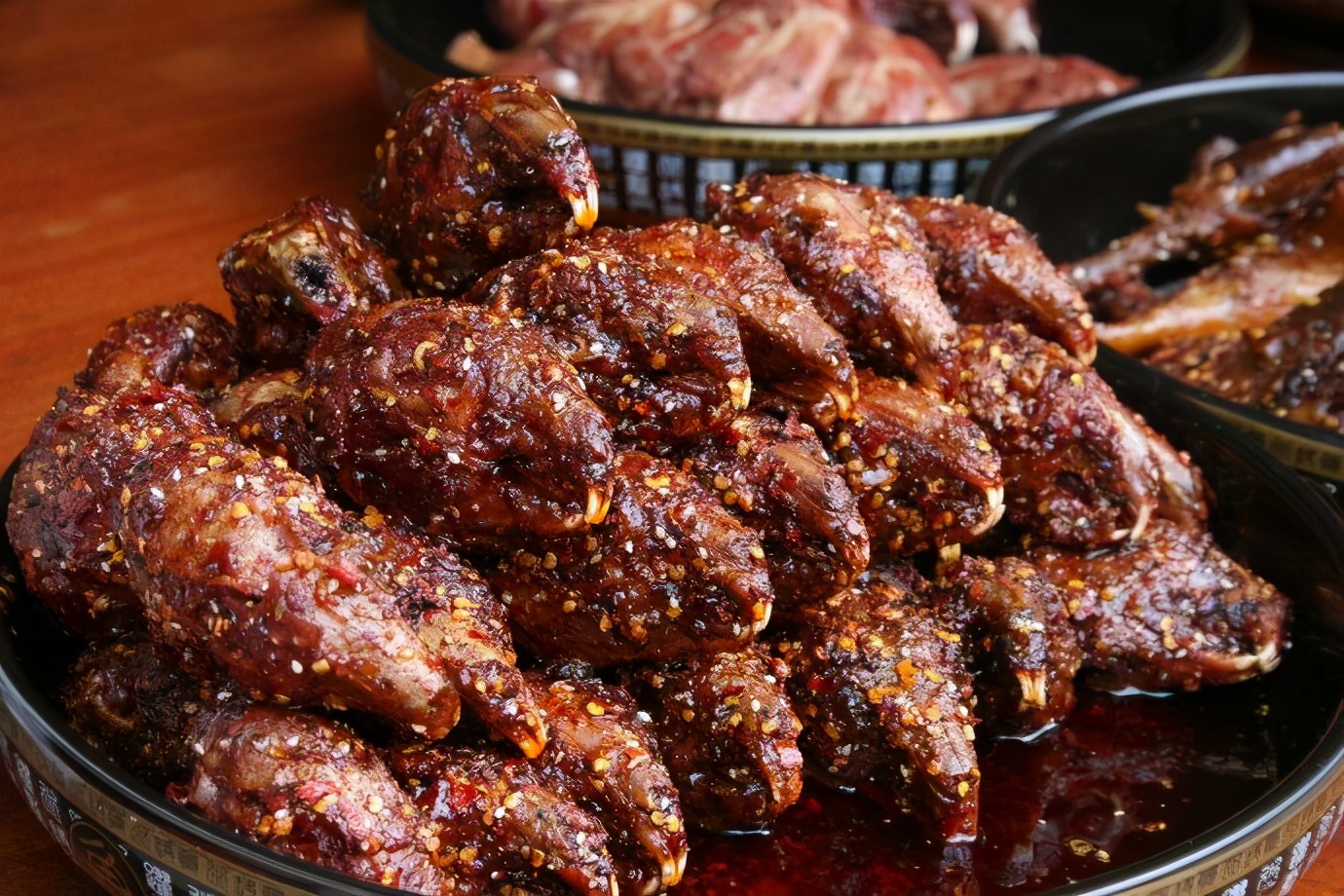 How to make delicious Sichuan specialty rabbit head?Hurry up and learn ...