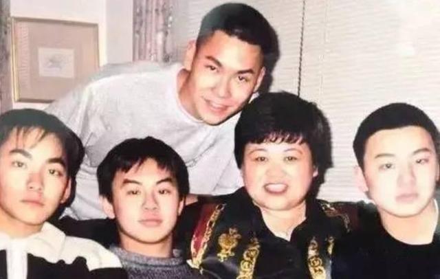 China's number one rapper - iMedia