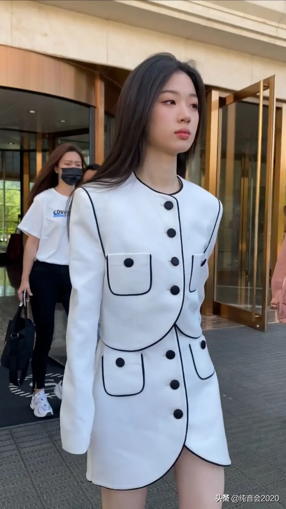 What has Shan Yichun gained from the performance of "Burst Stage" up to ...