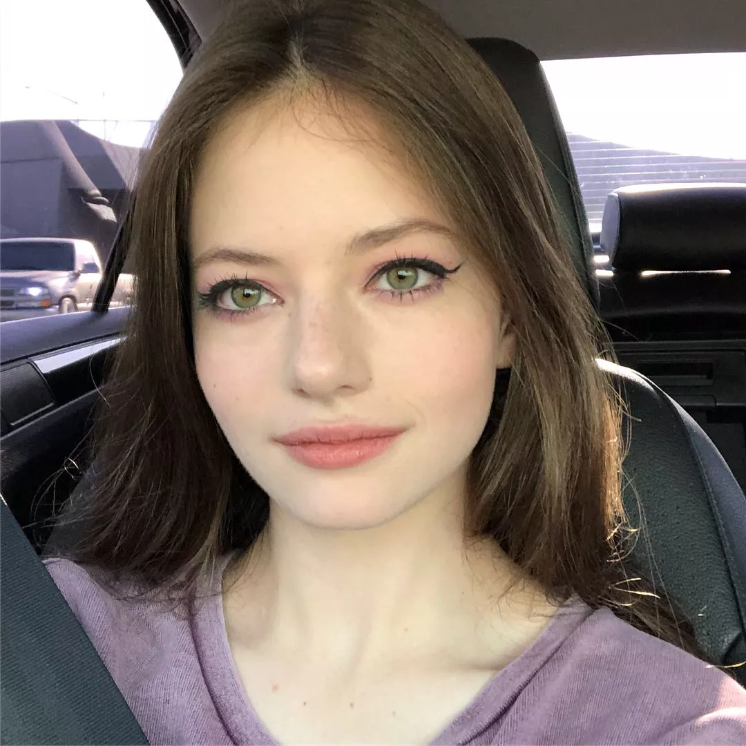 "Twilight" Bella's daughter has grown up!She became a Disney princess ...