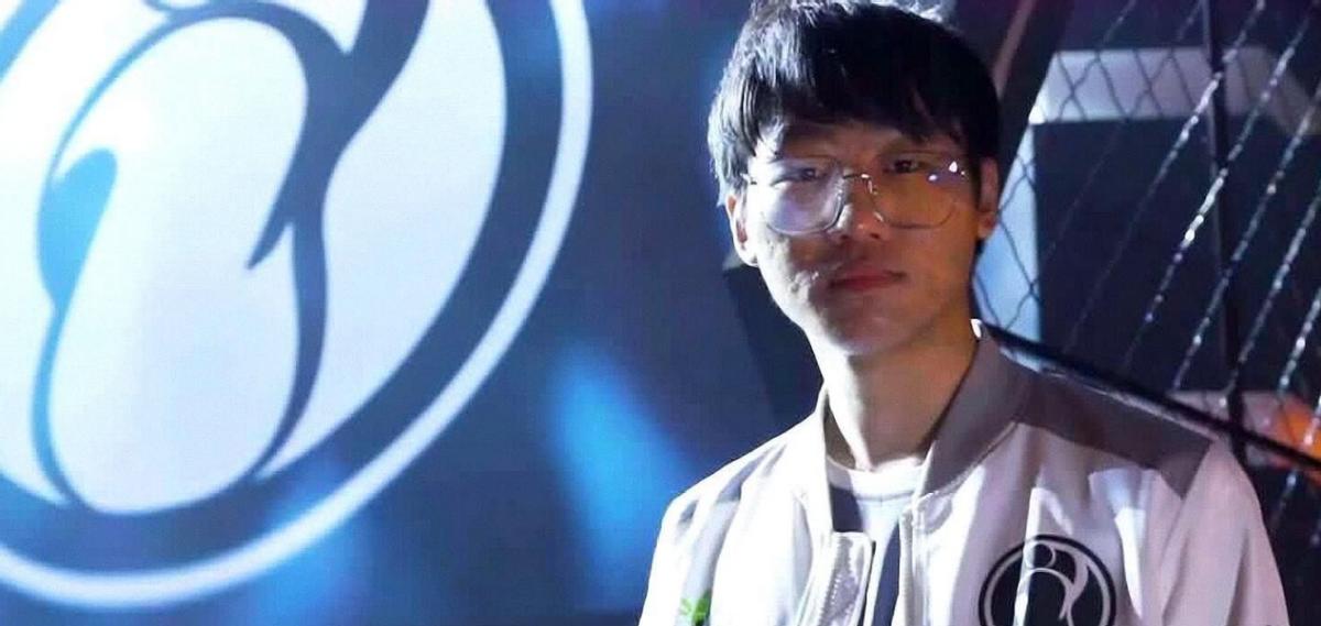 Uncovering the secrets of King Ning's S8 transfer period, brother LOL suffered a tragic backlash ...