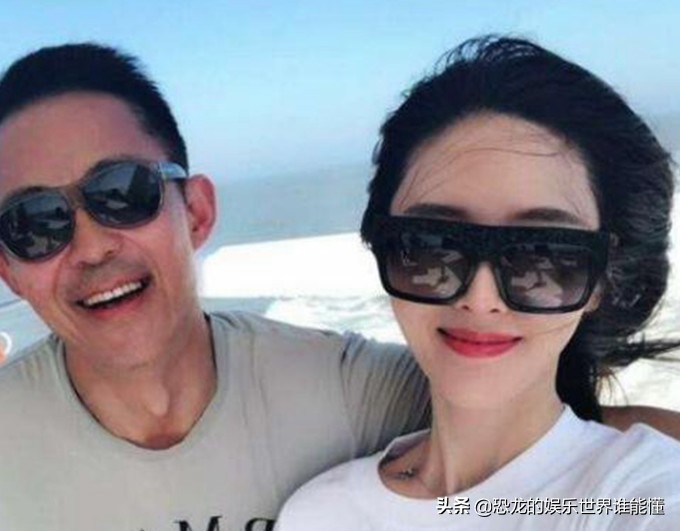 Why is the actor Hou Yong so popular that his wife is younger and more ...