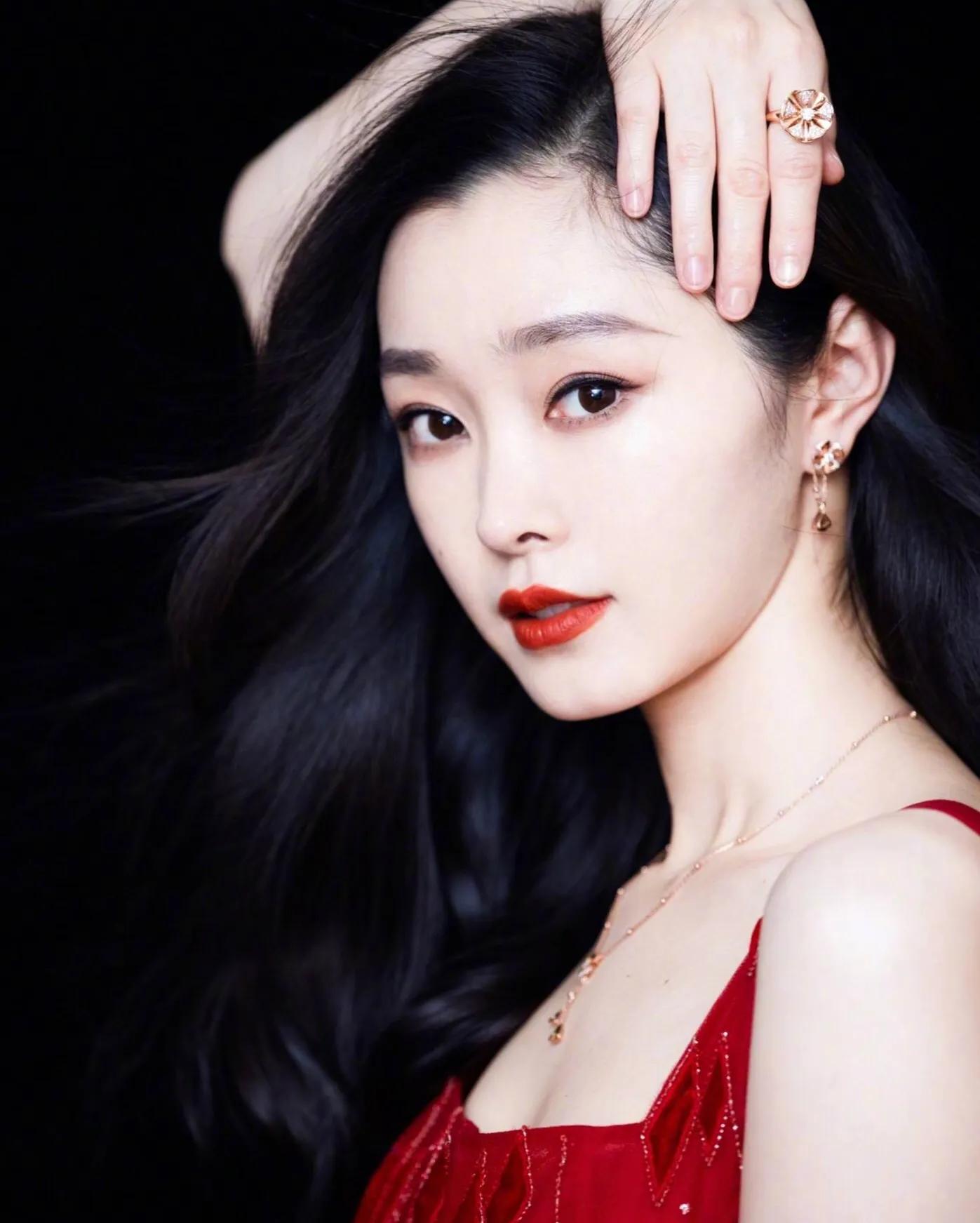 Song Yi Hot Photo Album - iMedia