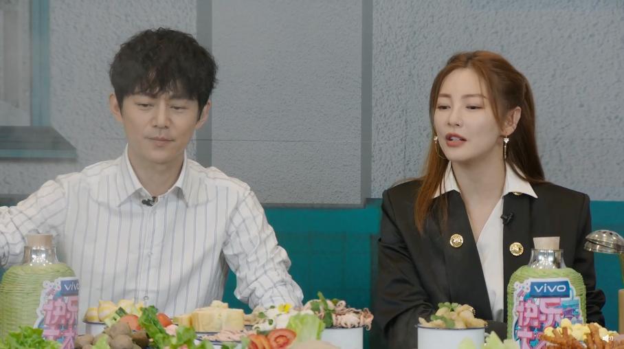 The official announces 2 new members, Xie Na welcomes Ding Chengxin without mentioning Zhang ...