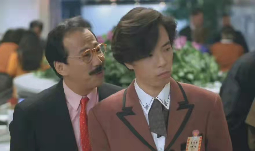 Huang Guanzhong was really handsome when he was young. Not only did he ...