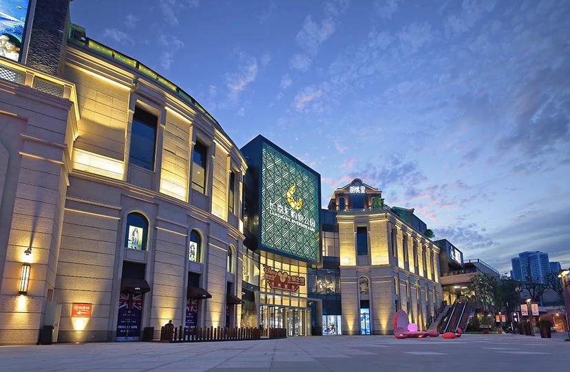 Where to see Chongqing River View?There are countless bars and ...