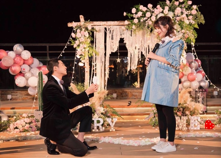 10 Fast boy Jiang Chao announced that his wife, Medina, had a second ...