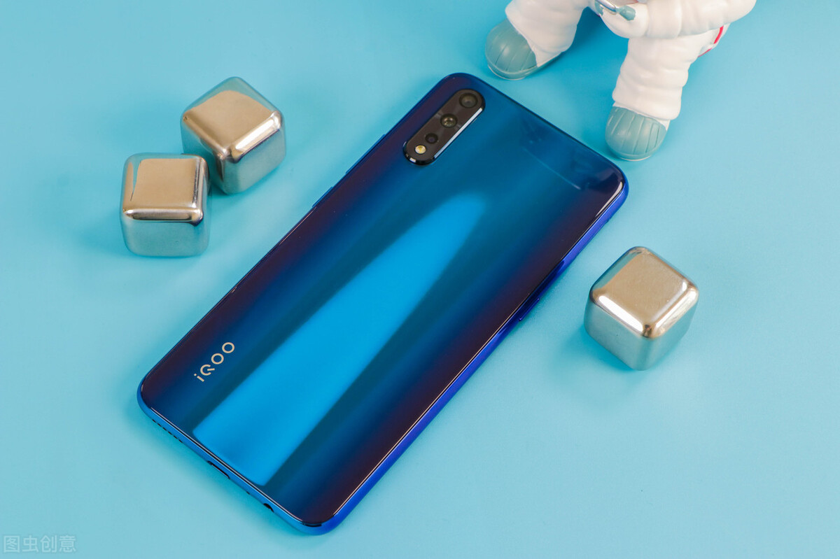 Redmi k40 and IQOO Neo5 performance showdown, both are Qualcomm Snapdragon 870, who can hold it ...