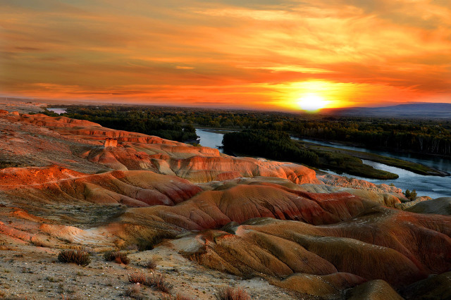 Detailed explanation of the most beautiful scenic spots in Xinjiang, so ...
