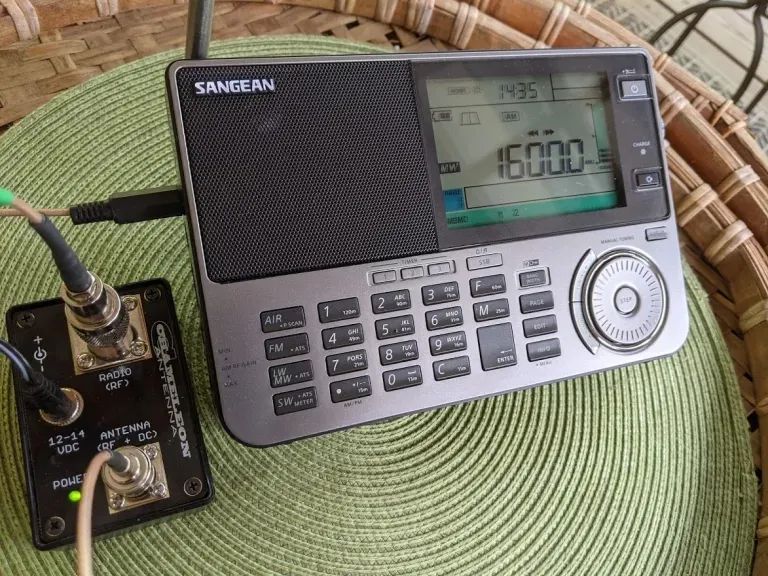 Where does your radio frequency dial stop?Which radio station or radio ...