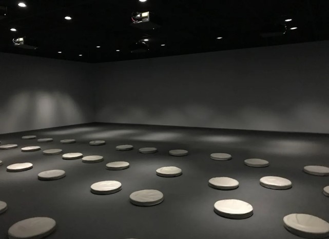 Visit to Korea's "HYBE INSIGHT" Museum!Experience the music road of ...