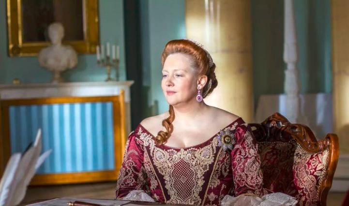 More than just big mimi, watch "Ekaterina the Great" and think about ...