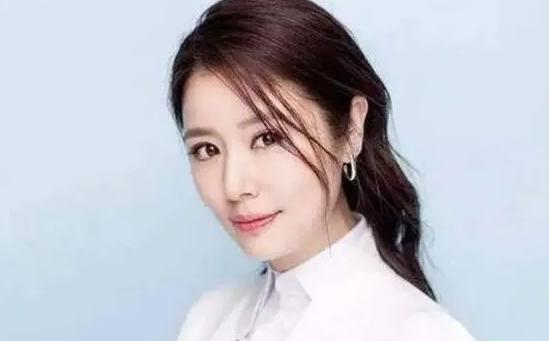 Lin Xilei took the first photo of her sisters, Ruby Lin appeared ...