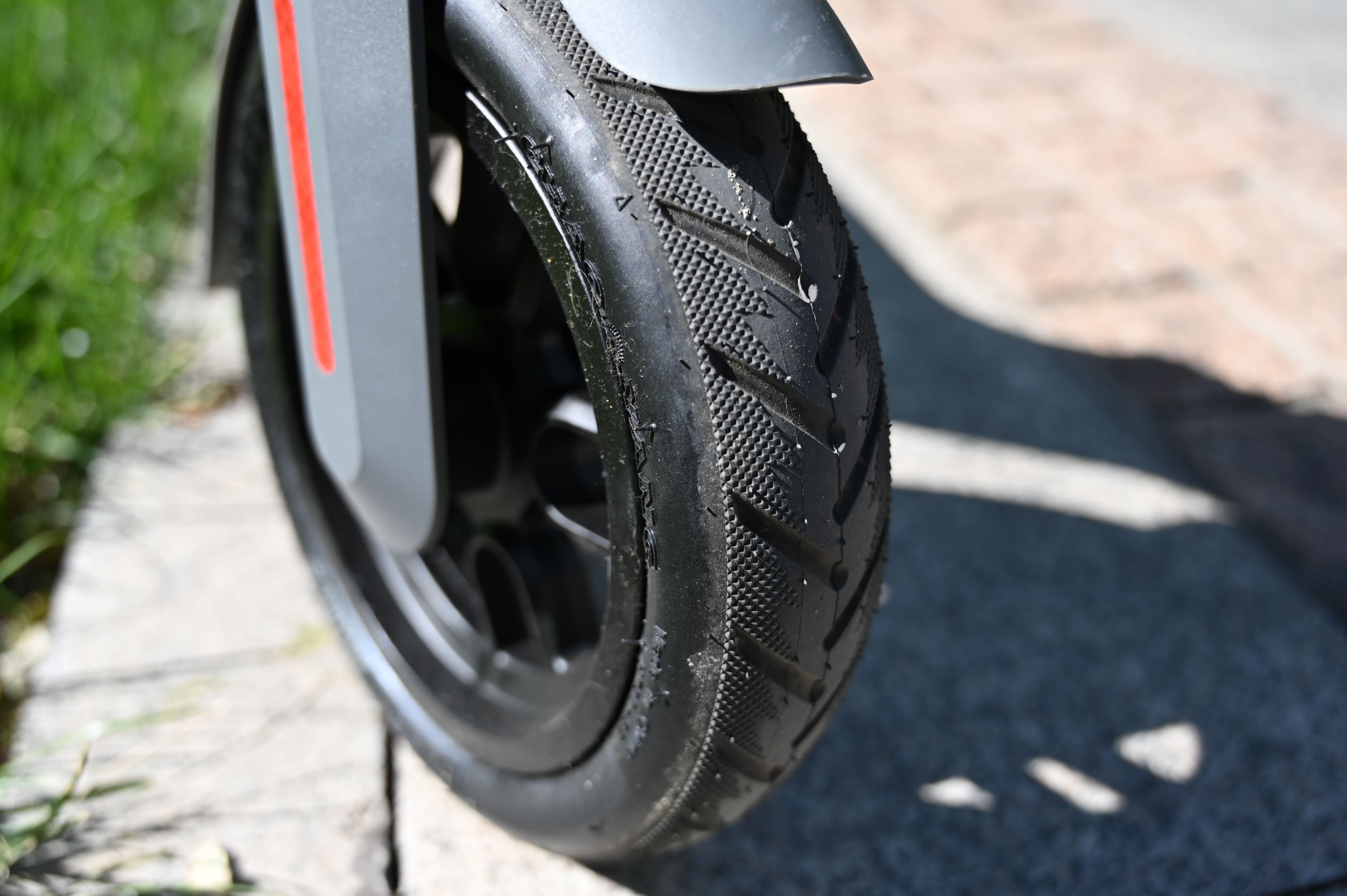 Huawei Smart Selection Leqi smart electric scooter, a good tool for ...