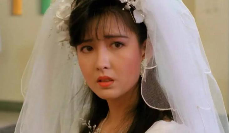 Zhou Huimin's 54th birthday husband, Ni Zhen, did not show up. She was ...