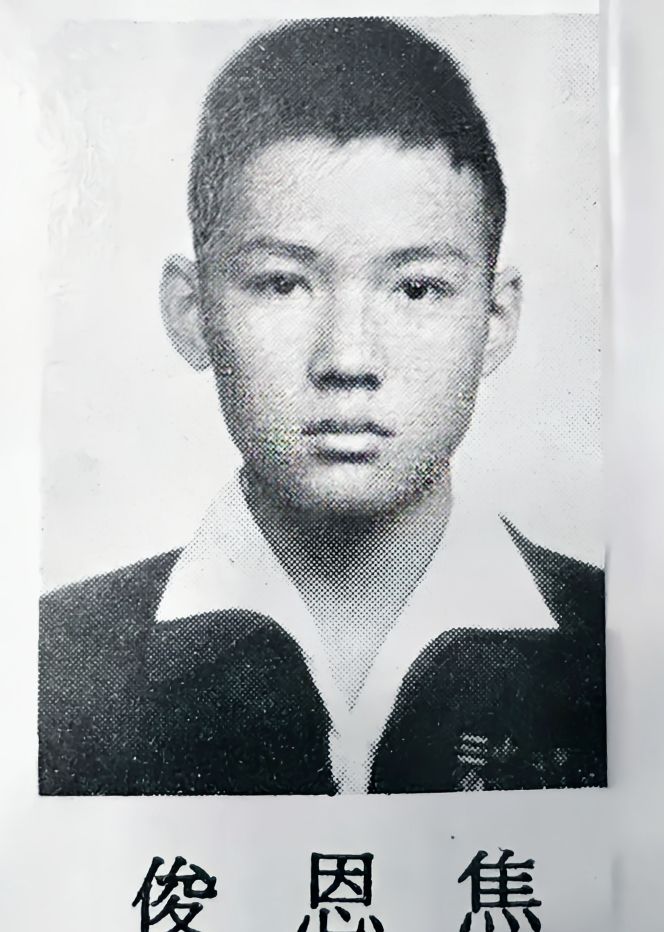 53-year-old Jiao Enjun: The life of the most beautiful man in costume ...