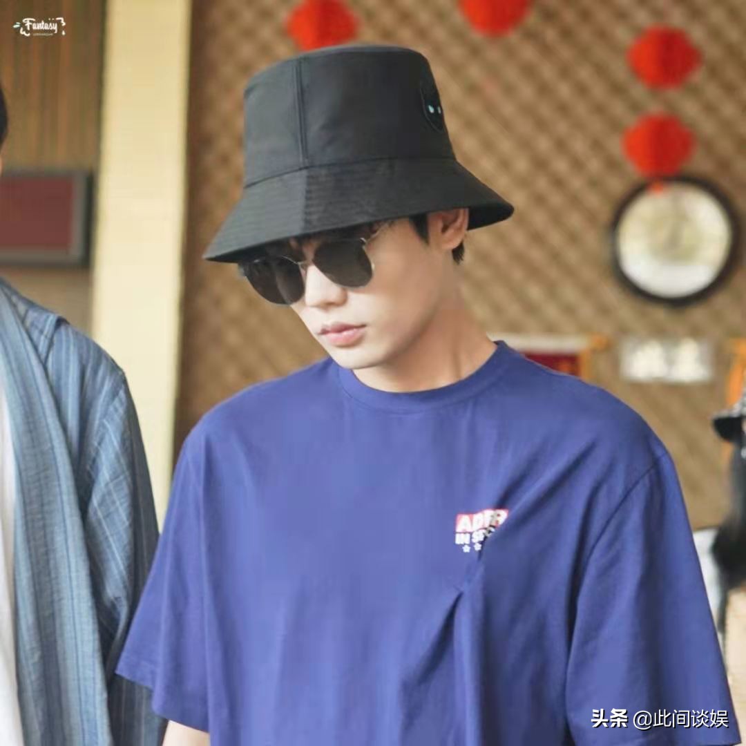 Two of the Returning Trilogy have been released. Lin Yanjun remakes the ...