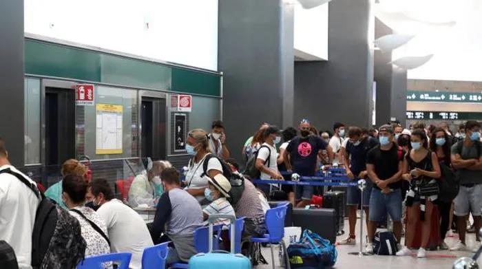 Notice!Entering Italy must fill in the passenger location form (PLF ...