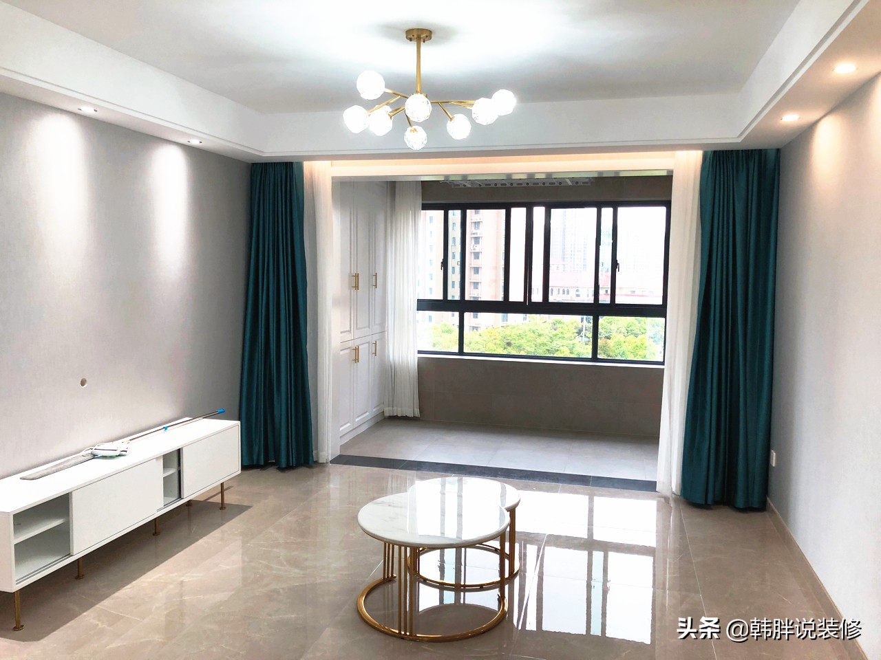 I designed a new house with 128 square meters of hard furnishings and a ...