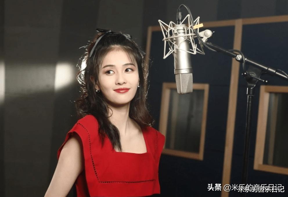 Bai Lu re-interprets the classic old song "Dance of Youth", it is ...