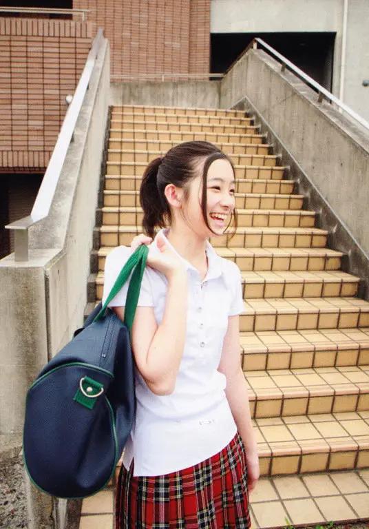 Rika Adachi: "Rimi Ishihara, Haruka Ayase, Kyoko Fukada are too strong ...