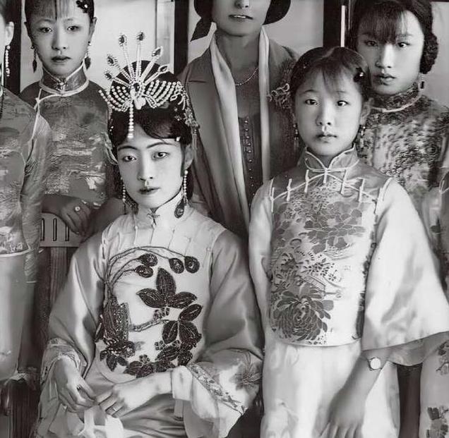 The last queen, Wan Rong: In her later years, she was addicted to opium ...