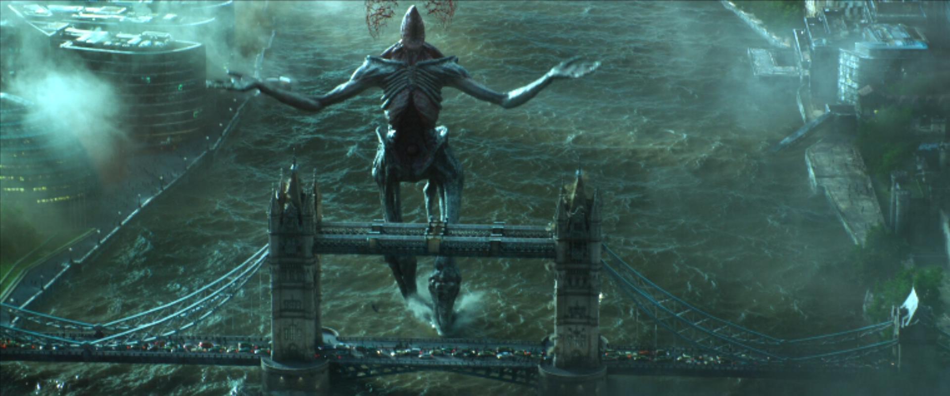"Hellboy 3" super oppressive monster: Hell Lord crashed Tower Bridge ...