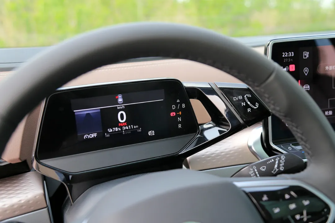 How does the static experience of SAIC Volkswagen ID.6X 7-seat version compare with Model Y and ...