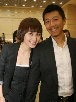 Yuan Quan and his friend Fan Bingbing, Ma Yili, Zhao Liying, Zhang Ziyi ...