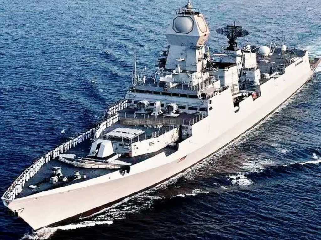 The Indian P15B destroyer is in service, and it is said to be inferior ...