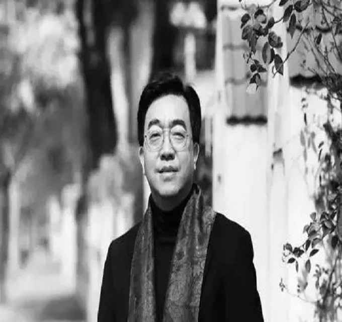 Chen Yifei married a model 29 years younger than him, obsessed with ...