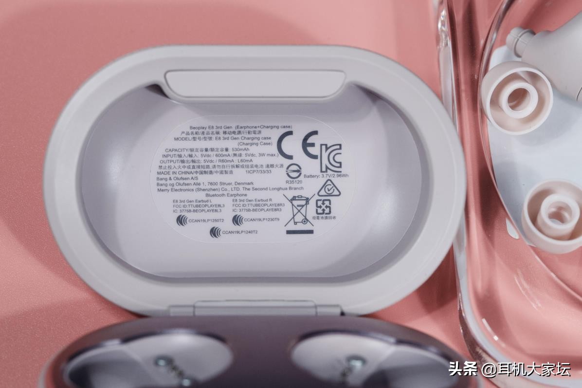 B&O Beoplay E8 3rd Gen TWS headset disassembly - iMedia