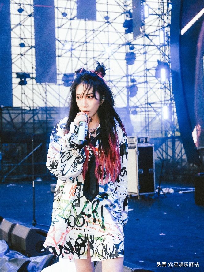 Rapper Naiwan Cinemas apologizes for stealing photos on hot search - iMedia