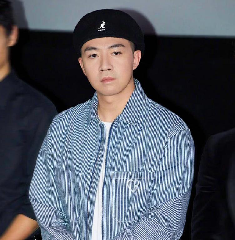 Yu Haoming's love affair was suspected to be exposed, and he went home ...