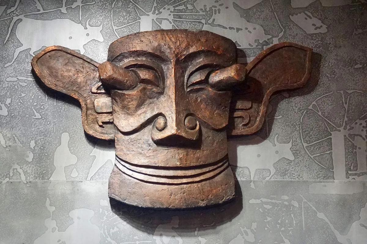Is the bronze longitudinal-eye mask unearthed in Sanxingdui really the ...