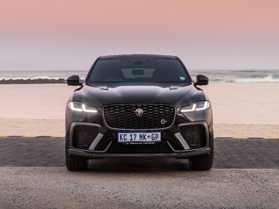 Car bionics design!Success is called classic, and failure is "alien ...