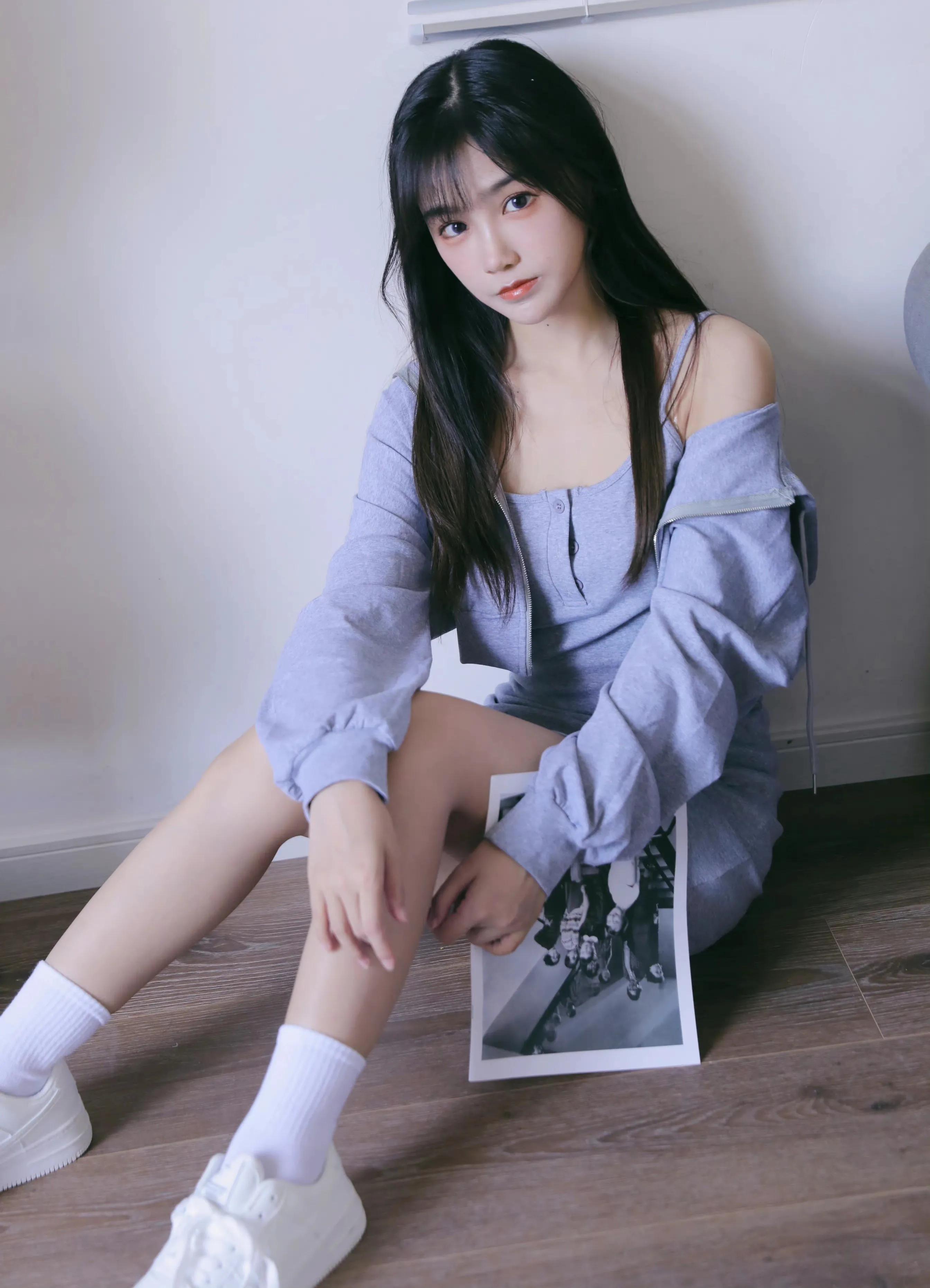 The cute love of the small round face Su Shanshan - iMedia