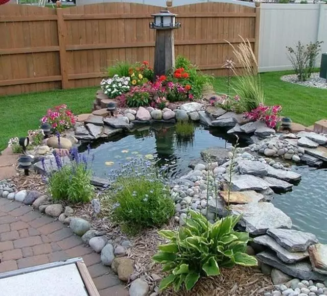 Courtyard, half home, half landscape - iMedia