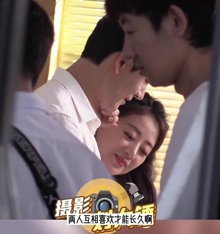 After super husband and wife files, Xiao Li Lin "looks at her husband" sneaks at her 6-year-old ...