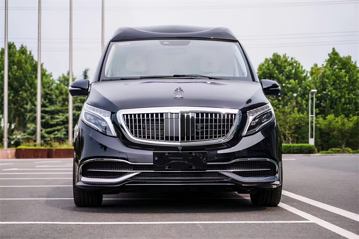 Mercedes-Benz Vito high-top seven-seater commercial vehicle, Shanghai ...