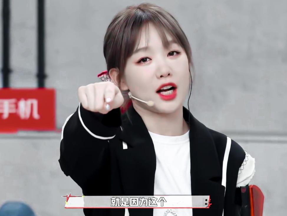 The women's volleyball losing star Xu Mengjie was scolded for colliding with Wang Mengjie, and ...