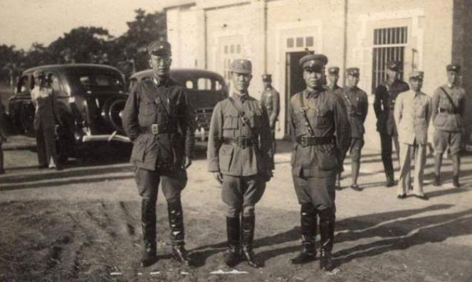 75-year-old Li Zongren married a 27-year-old female nurse. The two fell ...