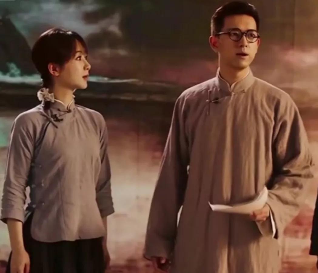 A group photo of a century-old art performance: Yang Yang, Deng Lun ...