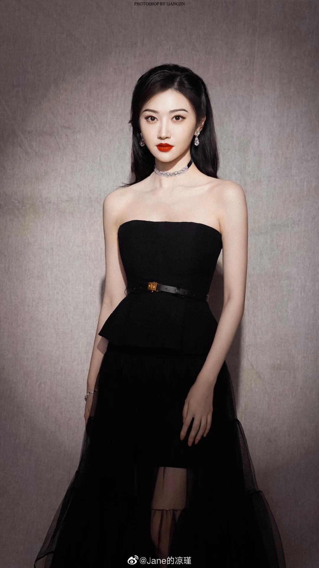 Jing Tian meets with Dior's dream designer exhibition - iMedia