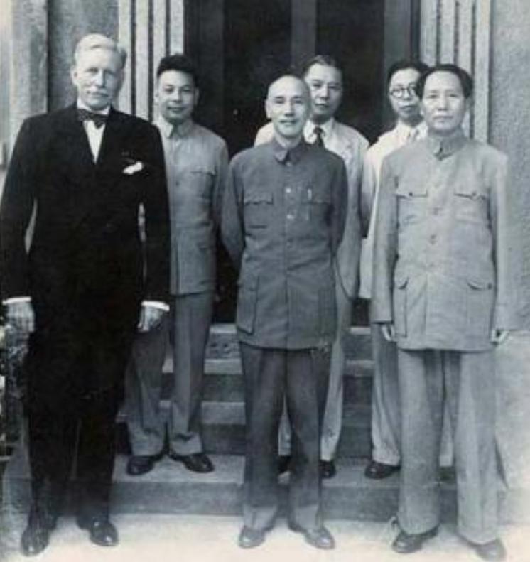Three major differences between Mao Zedong and Chiang Kai-shek ...