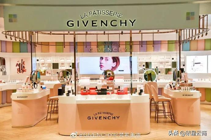 In these 55 pop-up stores, there are hidden secrets of luxury brands ...